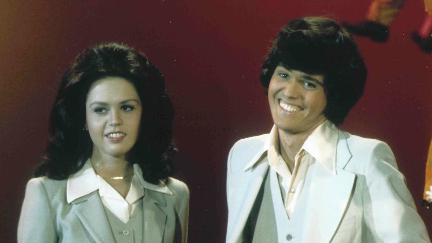 What song closed out every episode of "Donny & Marie"? | Classic Nerd